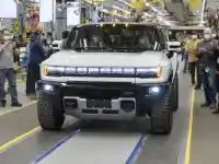 Hummer EV Inden Hingga 17,5 Tahun. GM Buka Kartu Untuk Solusinya