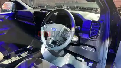 GALERI: Ford Everest Generasi Terbaru (24 FOTO)
