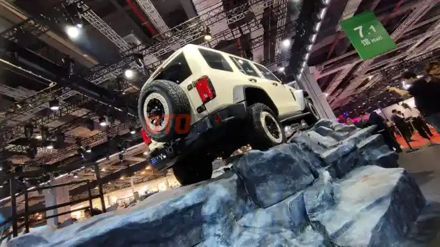 Tank 300 Hooke, Sosok Modifikasi Off-Road Kelas Berat dari GWM