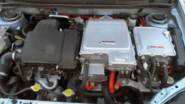 Mengenal Mobil PHEV Pertama Di Dunia, Ternyata Buatan BYD