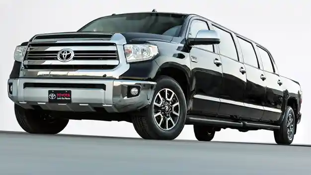 Inilah Toyota Tundra Terpanjang Di Dunia