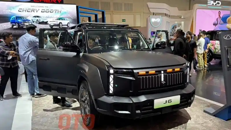 Melihat Lebih Dekat Chery J6 Phantom Yang Hanya Tersedia 300 Unit