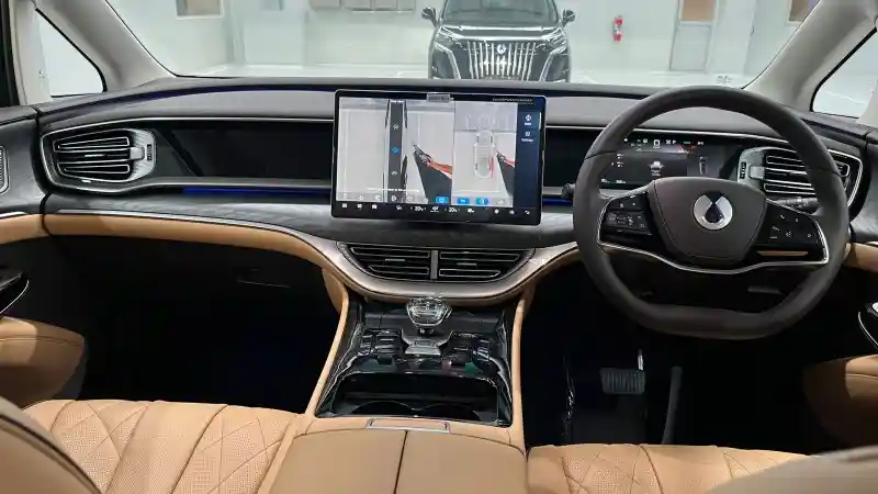 Merek Denza Resmi Debut Di Indonesia, Bawa MPV EV Seharga Rp 950 juta