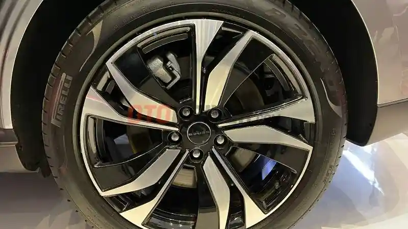 GALERI : DFSK Seres SF5 (28 FOTO)