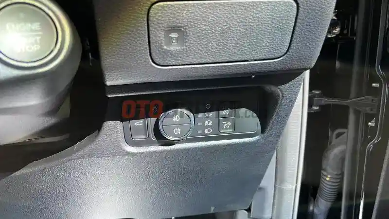 GALERI: Ford Everest Generasi Terbaru (24 FOTO)