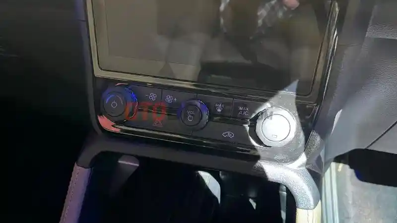 GALERI: Ford Everest Generasi Terbaru (24 FOTO)