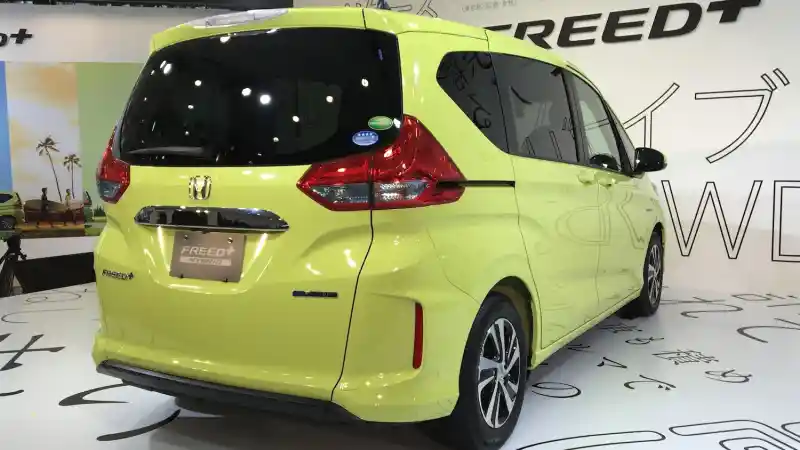 Honda Indonesia Relakan Toyota Sienta Melenggang Sendirian