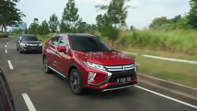 Komparasi Performa Mesin Honda HR-V Prestige VS Mitsubishi Eclipse ...