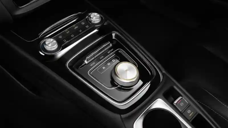 MG Luncurkan Mobil Full Listrik Di Thailand, Lebih Murah Dari Fortuner