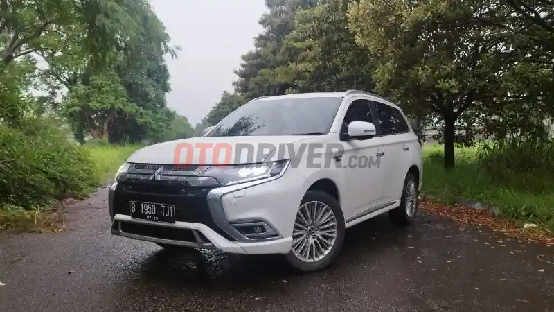 Holiday in Style 2023, Mitsubishi Outlander PHEV : Sensasi Lebih Dari 2.400 kilometer Dengan ...