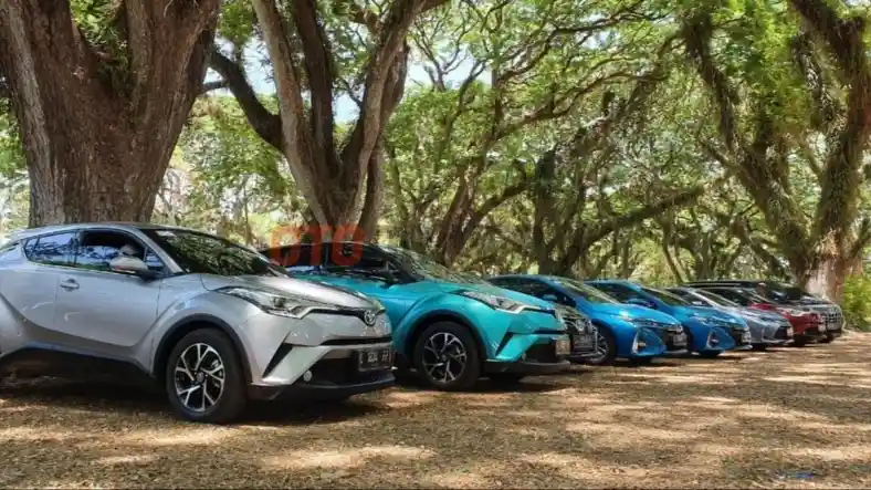 Mobil Hybrid Mulai Dilirik Konsumen