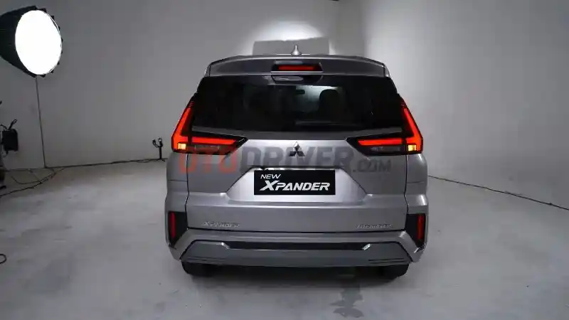 GALERI : Mitsubishi New Xpander Facelift 2021 (28 FOTO)