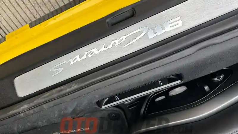 GALERI: Porsche 911 Carrera S Safety Car PSCI (25 FOTO)