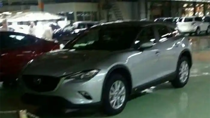 Inilah Wajah Asli Mazda CX-4, SUV Coupe Terbaru Mazda