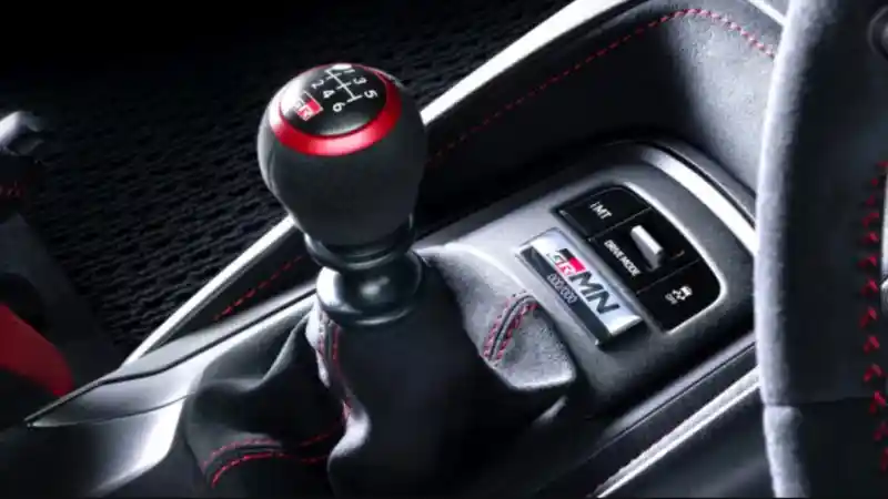 Toyota Bersikukuh Mengerjakan Girboks Manual Untuk EV