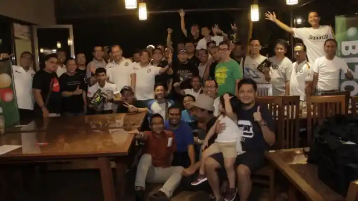 Mercedes-Benz W202 Club Indonesia Gelar Manohara di Ancol