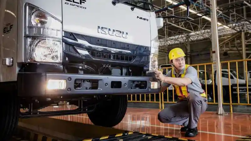 Isuzu Bicara Teknologi Kendaraan Masa Depan untuk Indonesia