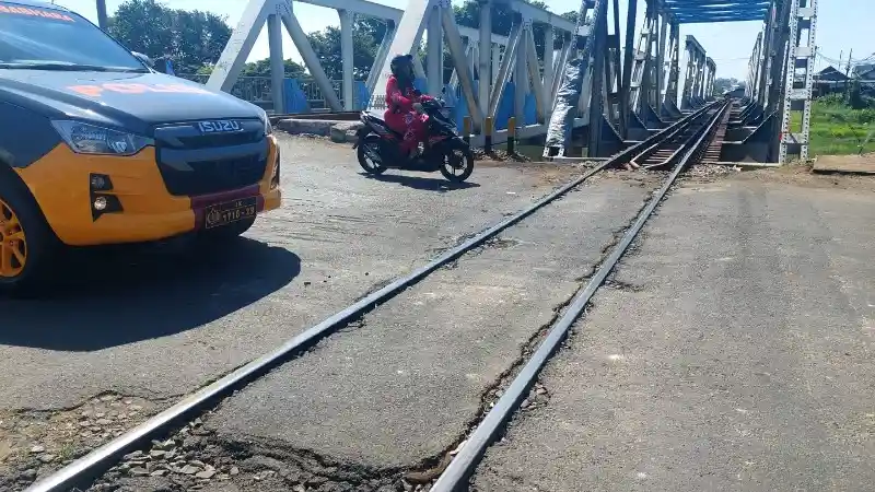 Pemasangan Videotron Diperlukan untuk Cegah Kecelakaan Kereta